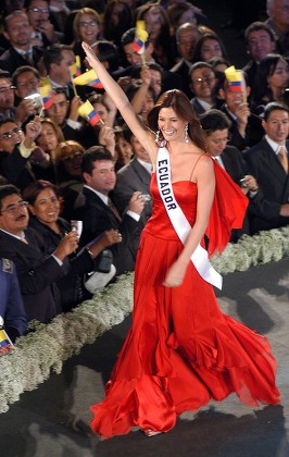 Miss Ecuador Maria Susana Rivadeneira Takes Editorial Stock Photo ...