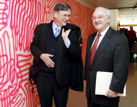 Nobel Prize Physiology Medicine 2001 British Editorial Stock Photo ...