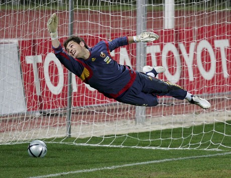 Spanish National Soccer Team Goalkeeper Iker Editorial Stock Photo ...