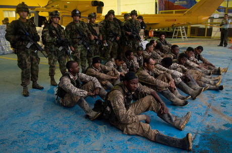 Colombian Soldiers Present 19 Members Gang Editorial Stock Photo ...