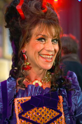 Emmerdale Viv Hope Deena Payne Gets Editorial Stock Photo - Stock Image ...