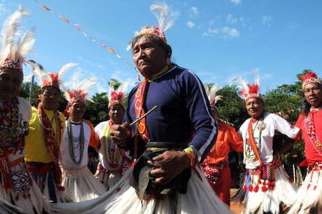 Members Maka Community Dance During Celebration Editorial Stock Photo ...