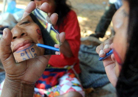 Woman Maka Community Paints Her Face Editorial Stock Photo - Stock ...