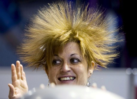 55 Static electricity Stock Pictures, Editorial Images and Stock Photos ...