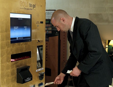 Man Buys Gold Gold Vending Machine Editorial Stock Photo - Stock Image ...
