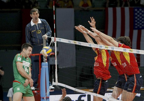 Spains Defenders Try Block Shoot Martin Editorial Stock Photo - Stock ...