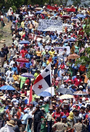 Hundreds Natives Ethnic Group Ngobe Bugle Editorial Stock Photo - Stock ...