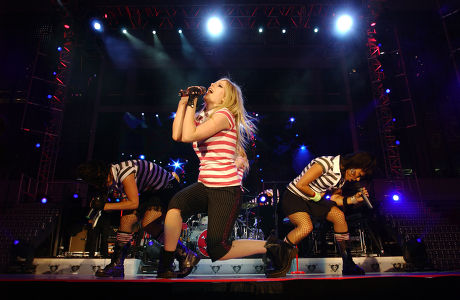 Avril Lavigne Concert Editorial Stock Photo - Stock Image | Shutterstock