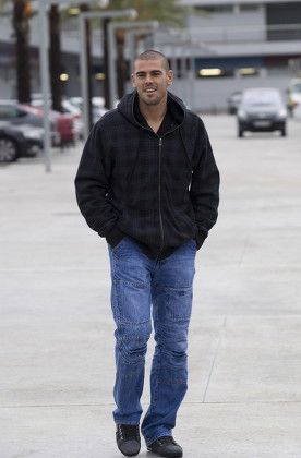 Fc Barcelonas Goalkeeper Victor Valdes Arrives Editorial Stock Photo ...