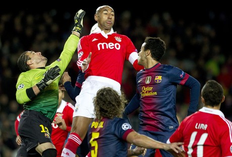 Fc Barcelonas Goalkeeper Jose Manuel Pinto Editorial Stock Photo ...