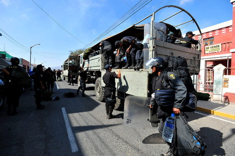 Member Peruvian Police Arrive Cocachacra Village Editorial Stock Photo ...