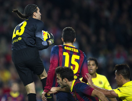 Fc Barcelonas Goalkeeper Jose Manuel Pinto Editorial Stock Photo ...