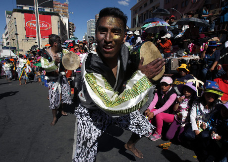 Bolivian Youths Perform Traditional Dance Los Editorial Stock Photo ...