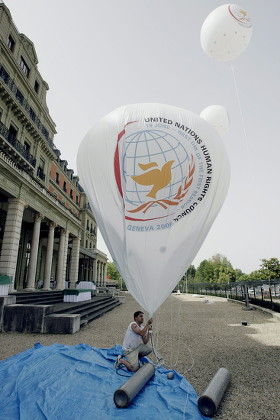 Un Employee Blows Giant Balloons Decorated Editorial Stock Photo ...