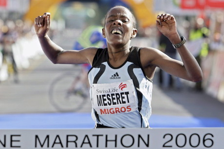 Ethiopian Kotu Mesert Celebrates Her Win Editorial Stock Photo - Stock ...