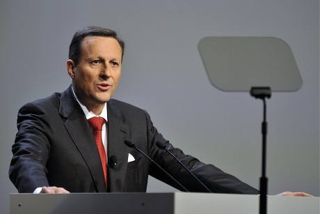 Daniel Vasella Chairman Board Swiss Pharmaceutical Editorial Stock ...