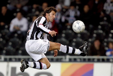 Alessandro Del Piero Juventus Turin Plays Editorial Stock Photo - Stock ...