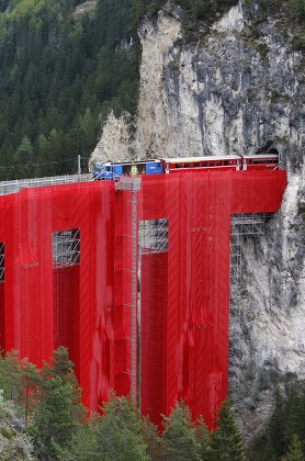 Train Rhaetian Railway Rhb Passes Landwasser Editorial Stock Photo ...