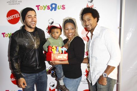 Wilmer Valderrama Kim Fields Husband Chris Editorial Stock Photo ...