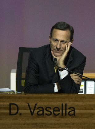 Daniel Vasella Chairman Board Swiss Pharmaceutical Editorial Stock ...