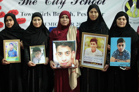 Parents Hold Portraits Victims Army Public Editorial Stock Photo ...