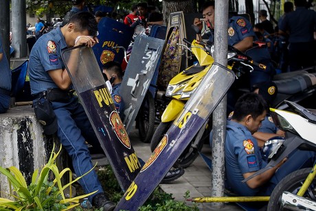 Filipino Antiriot Police Rest Prior Protest Editorial Stock Photo ...