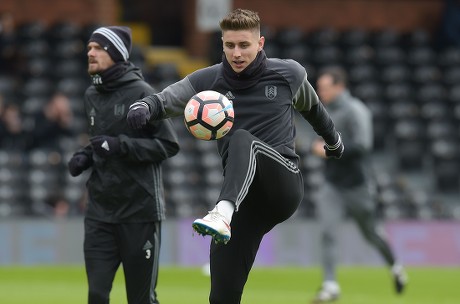 Tom Cairney Fulham Warmsup During Emirates Editorial Stock Photo ...