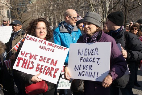 Immigration Ban protest, New York, USA - 29 Jan 2017 Stock Pictures ...