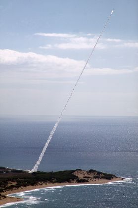 40 Pacific missile range facility Stock Pictures, Editorial Images and ...