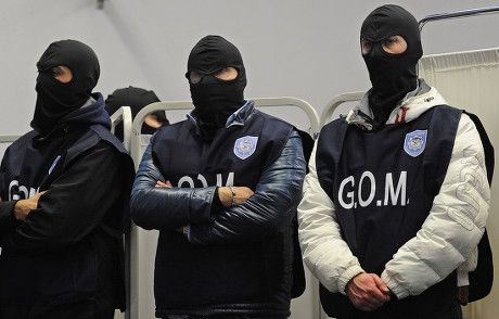 Members Italian Special Police Force Gruppo Editorial Stock Photo ...