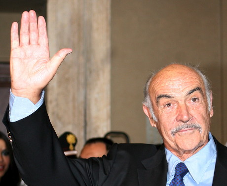 Scottish Actor Sean Connery Waves Photographers Editorial Stock Photo ...
