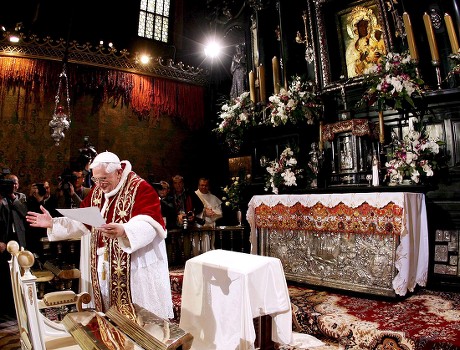Pope Benedict Xvi Prays Front Black Editorial Stock Photo - Stock Image ...