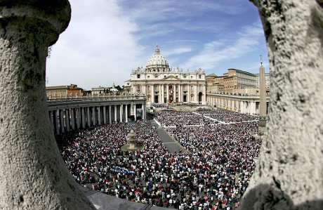 Pope Benedict Xvi L Waves Faithful Editorial Stock Photo - Stock Image ...