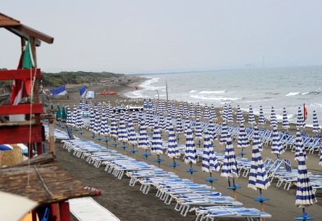 No Shortage Sun Bathing Places On Editorial Stock Photo - Stock Image ...