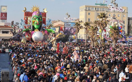 General View Second Five Floats Parades Editorial Stock Photo - Stock ...