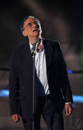 Italian Singer Roberto Vecchioni Performs Onstage Editorial Stock Photo ...