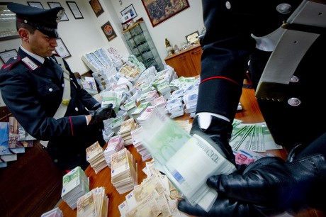 250 Counterfeit banknotes Stock Pictures, Editorial Images and Stock ...