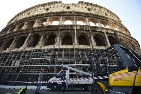 Scaffolding Set Around Colosseum Rome Italy Editorial Stock Photo ...