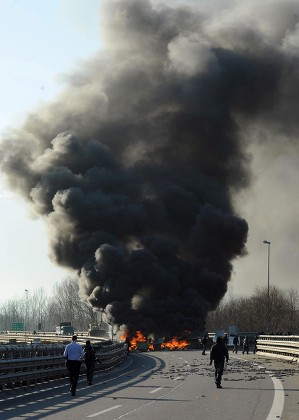 Large Black Pall Smoke Rises Barricade Editorial Stock Photo - Stock ...