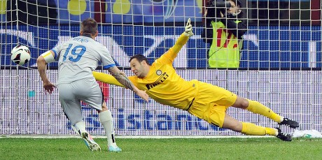 Atalanta Argentinian Forward German Gustavo Denis Editorial Stock Photo ...