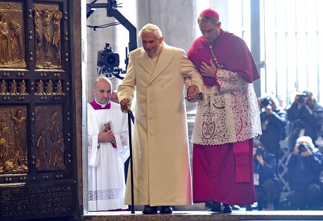 __COUNT__ Vatican Pope Francis - Dec 2015 Stock Pictures, Editorial ...