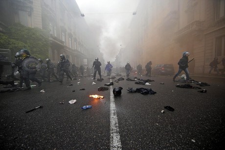 Riot Police Advances During Clashes Following Editorial Stock Photo ...