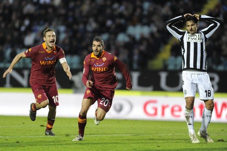 Player Roma Simone Perrotta Celebrates After Editorial Stock Photo ...