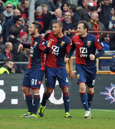 Genoas Midfielder Andrea Bertolacci Celebrates Teammates Editorial ...