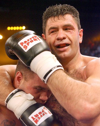 German Boxer Luan Krasniqi R Comforts Editorial Stock Photo - Stock ...