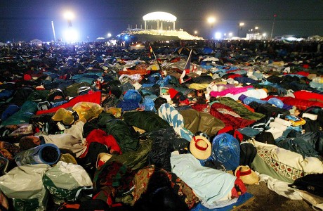 Pilgrims Sleep Outside On Vast Paddock Editorial Stock Photo - Stock ...