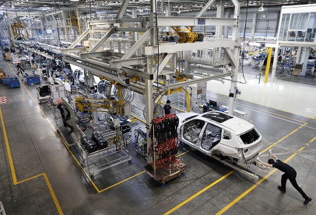Thai Workers Work On Bmw Cars Editorial Stock Photo - Stock Image ...