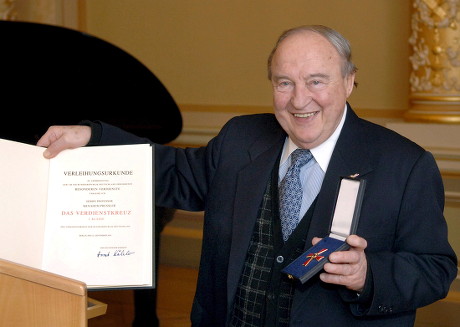 Pianist Menahem Pressler After Cross Order Editorial Stock Photo ...