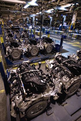 39 General motors truck assembly line Stock Pictures, Editorial Images ...