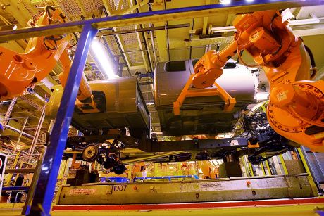 39 General motors truck assembly line Stock Pictures, Editorial Images ...